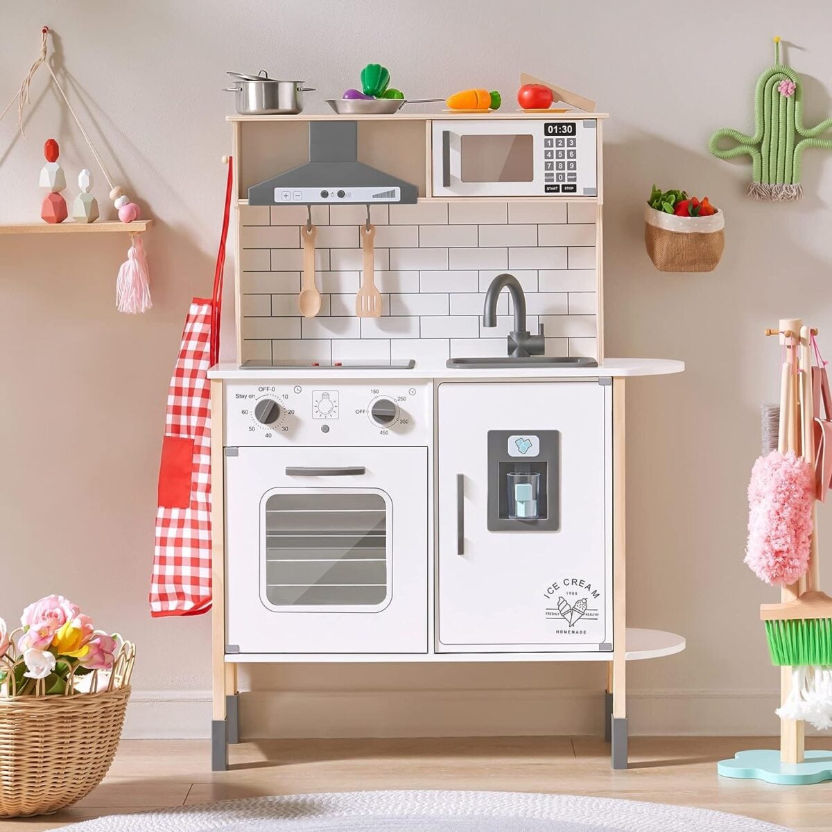 Montessori Kitchen: Nurturing Independence & Practical Life Skills